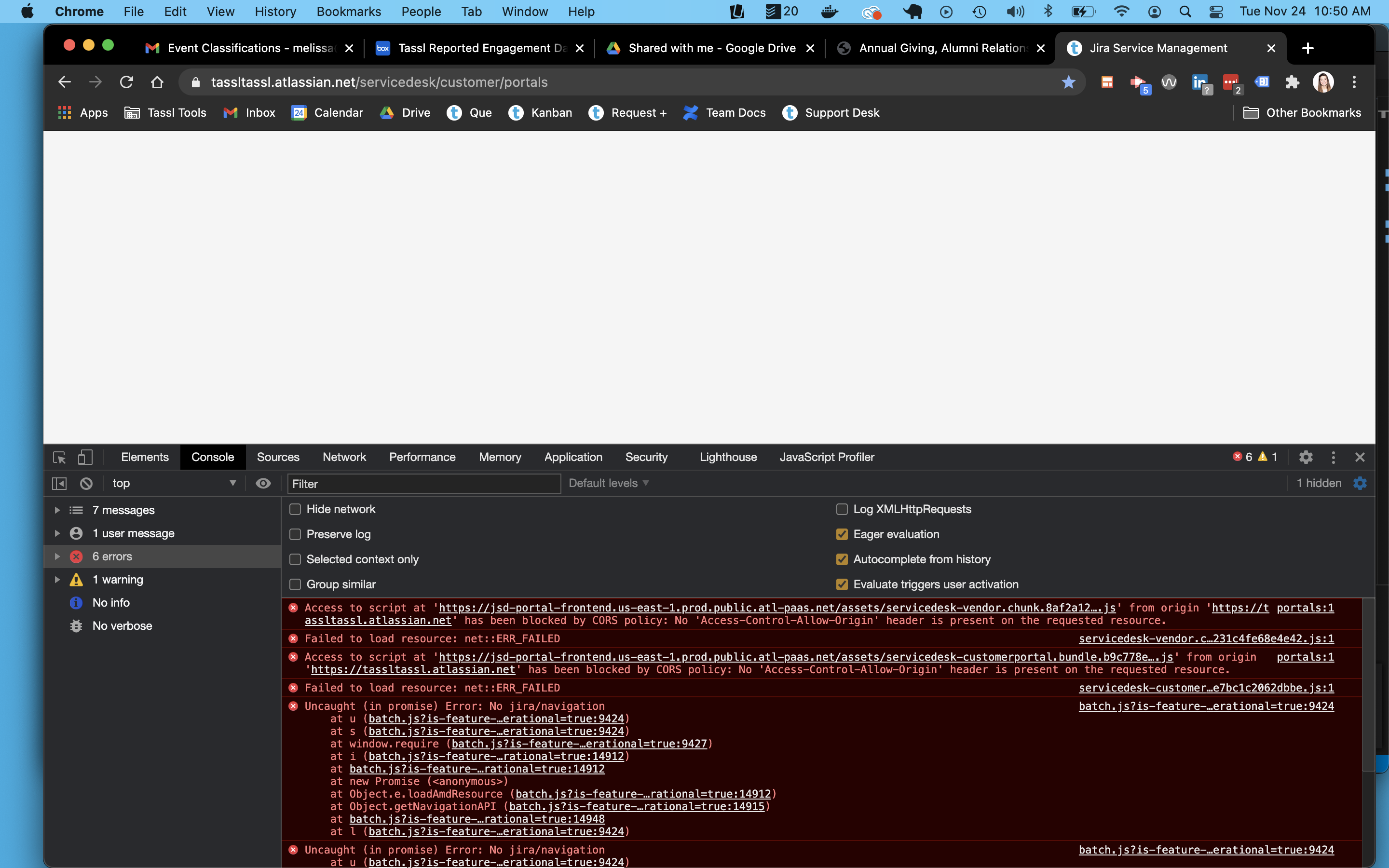 Service Desk showing Blank Page
